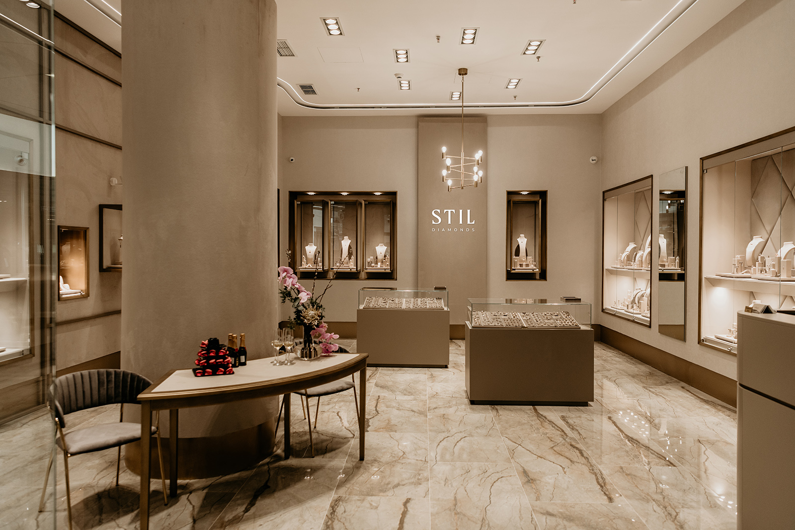 Bijuterii aur, bijuterii cu diamante, modele online de bijuterii cu ...