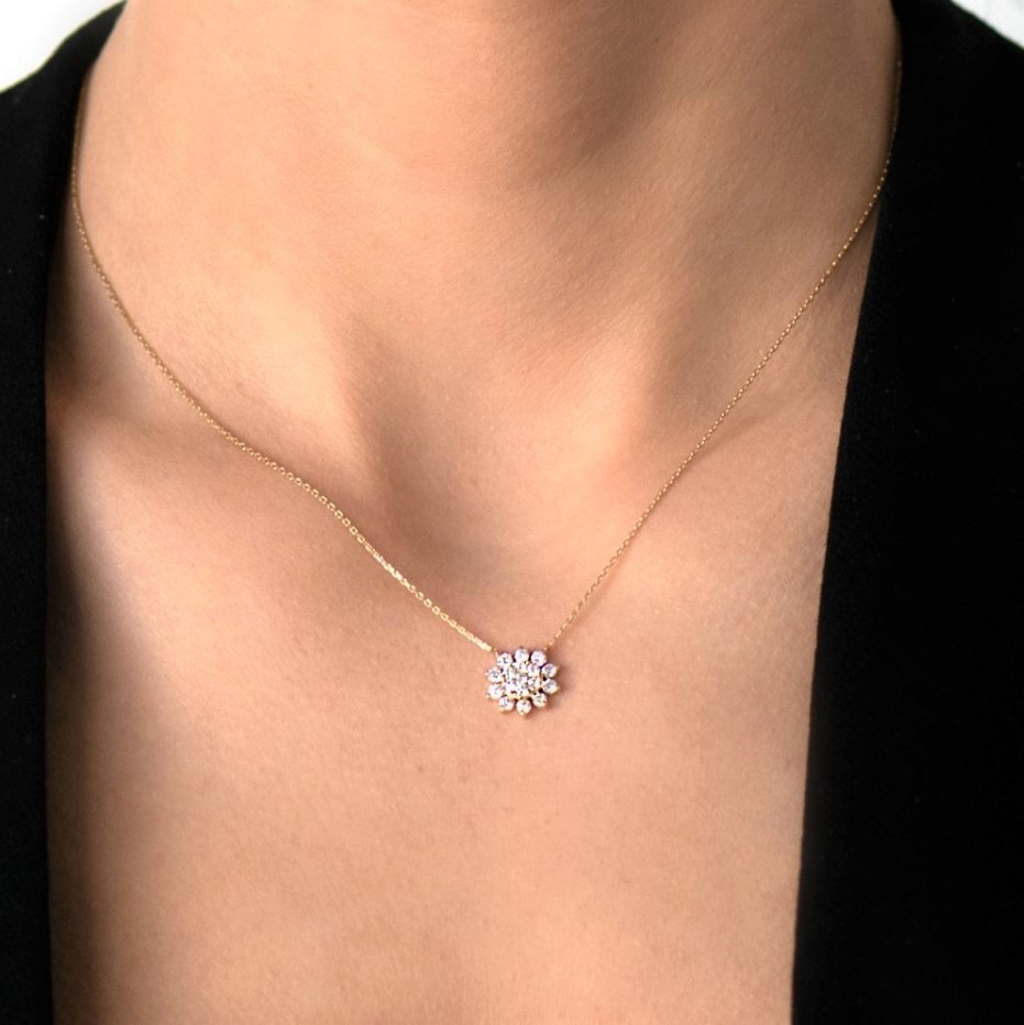 Colier din aur galben de 18K cu Diamante naturale de 0.57ct. | Stil ...